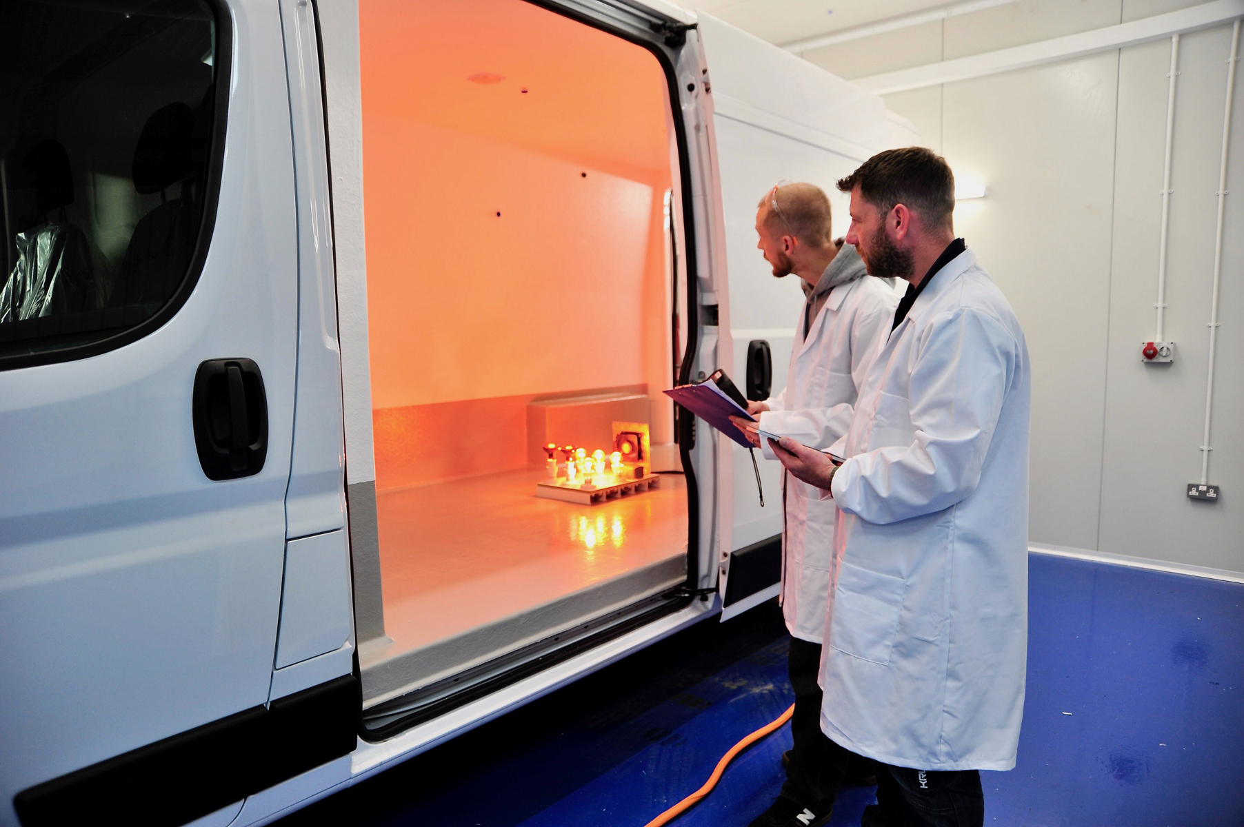 Why Fridge Vans Are the Top Choice for Temperature-Sensitive Deliveries ...